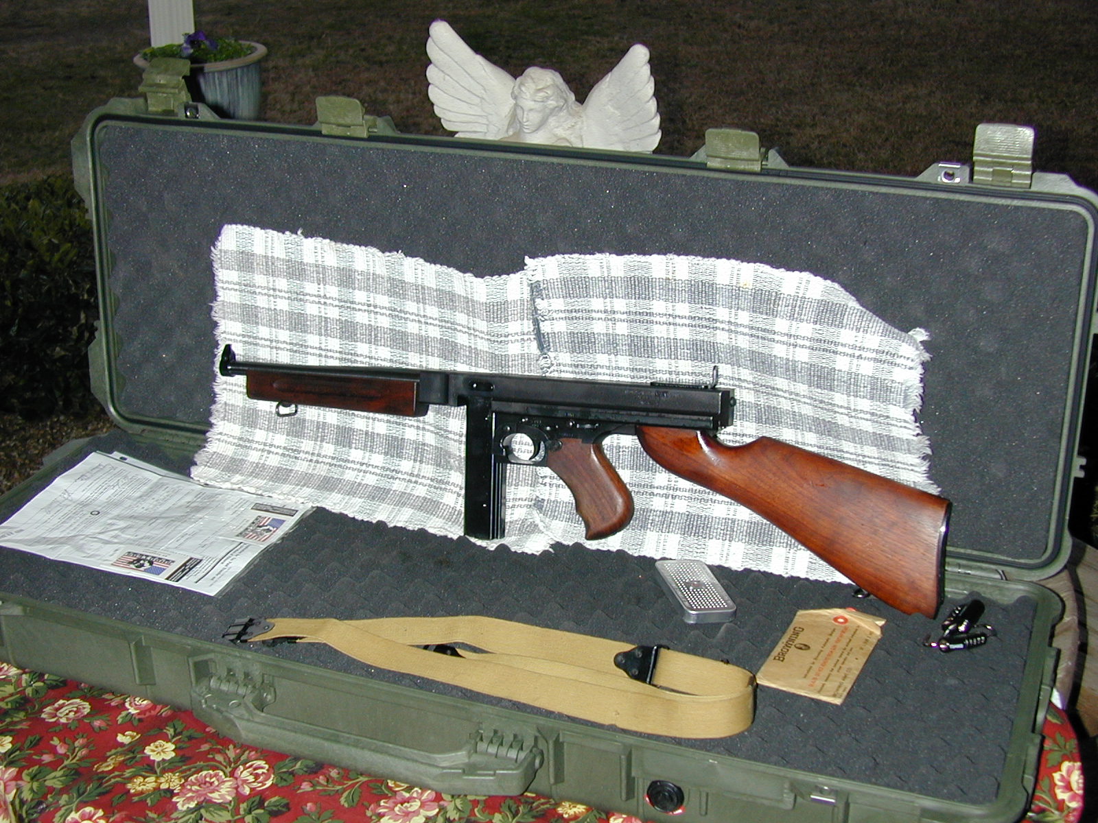 Itcy Trigger Finger - Thompson Submachine Gun Message Board ...