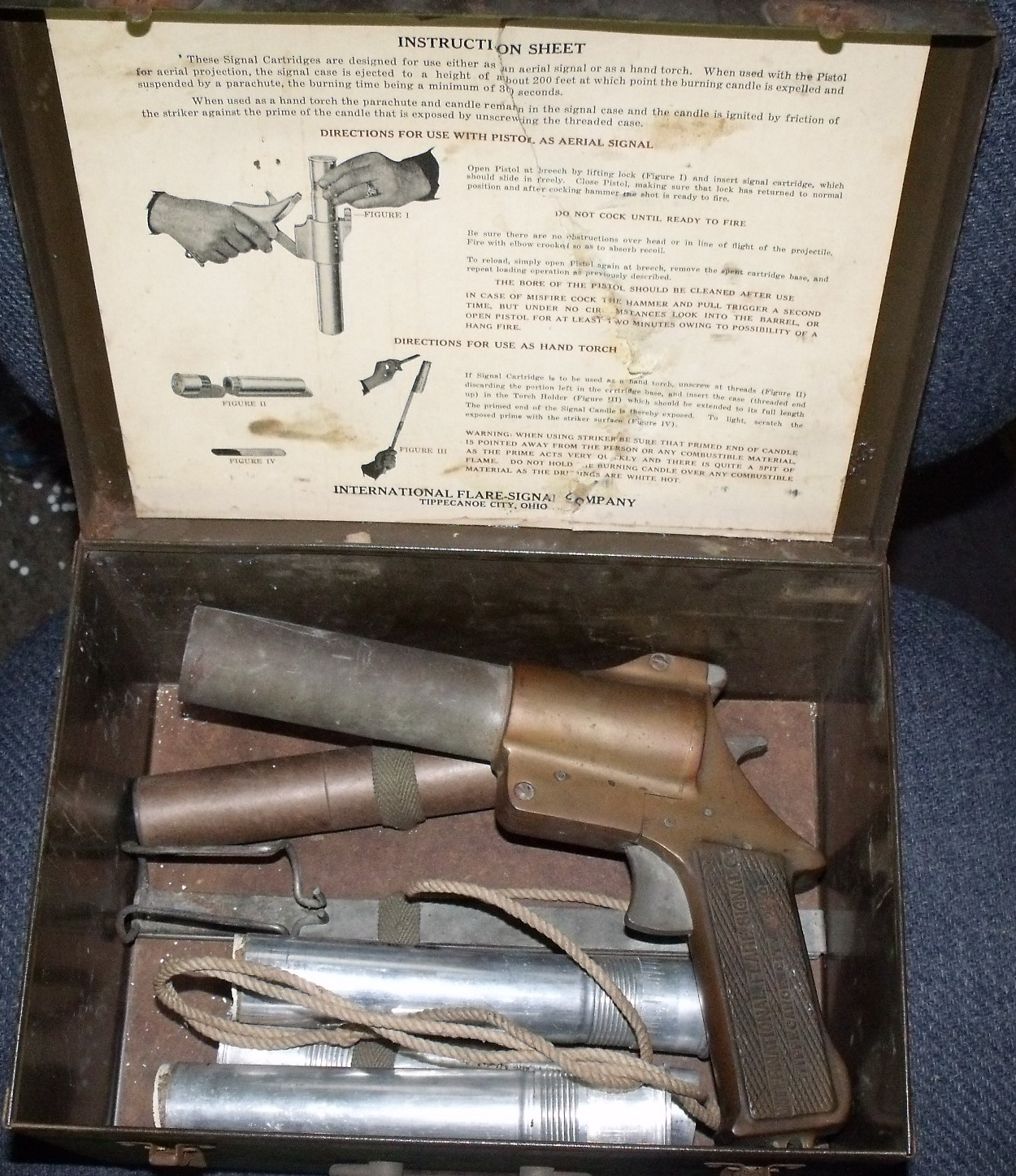 Neat Flare Pistol With Case - Flare Gun Forum - MachineGunBoards.com Forums