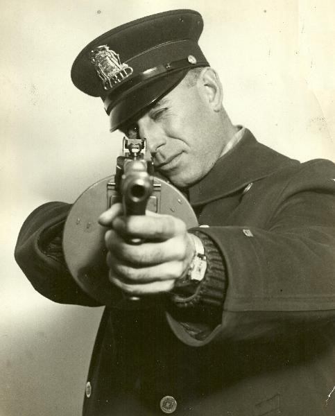 Vintage Police Photographs with the Thompson - Thompson Submachine Gun ...