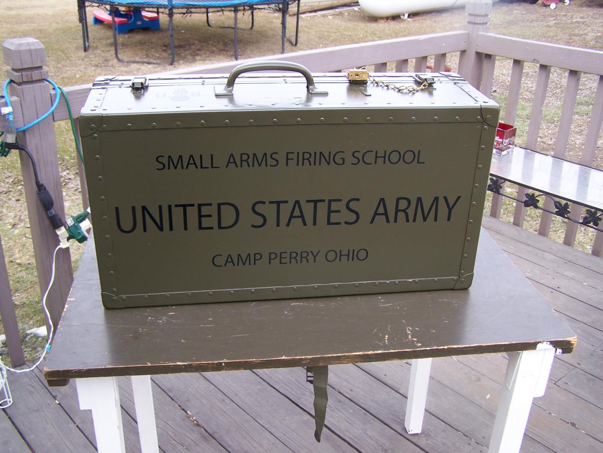 Modern Storage/Display Case....design ideas - Thompson Submachine Gun ...