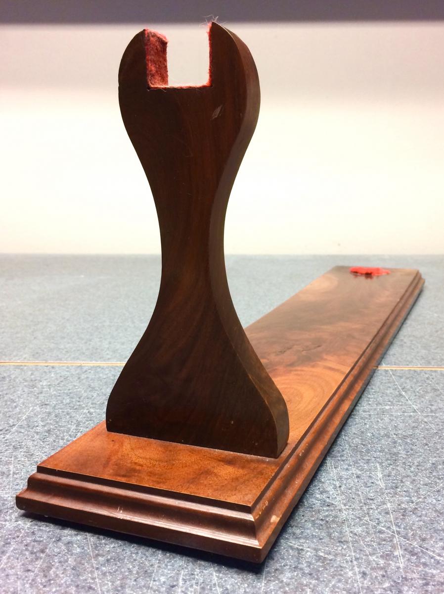 Fox Thompson Display Stands - Thompson Submachine Gun Message Board ...