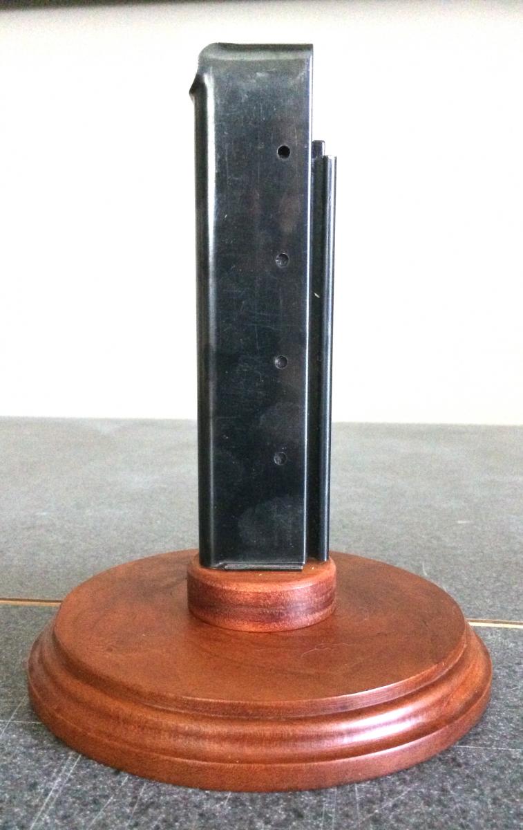 Fox Thompson Display Stands - Thompson Submachine Gun Message Board ...