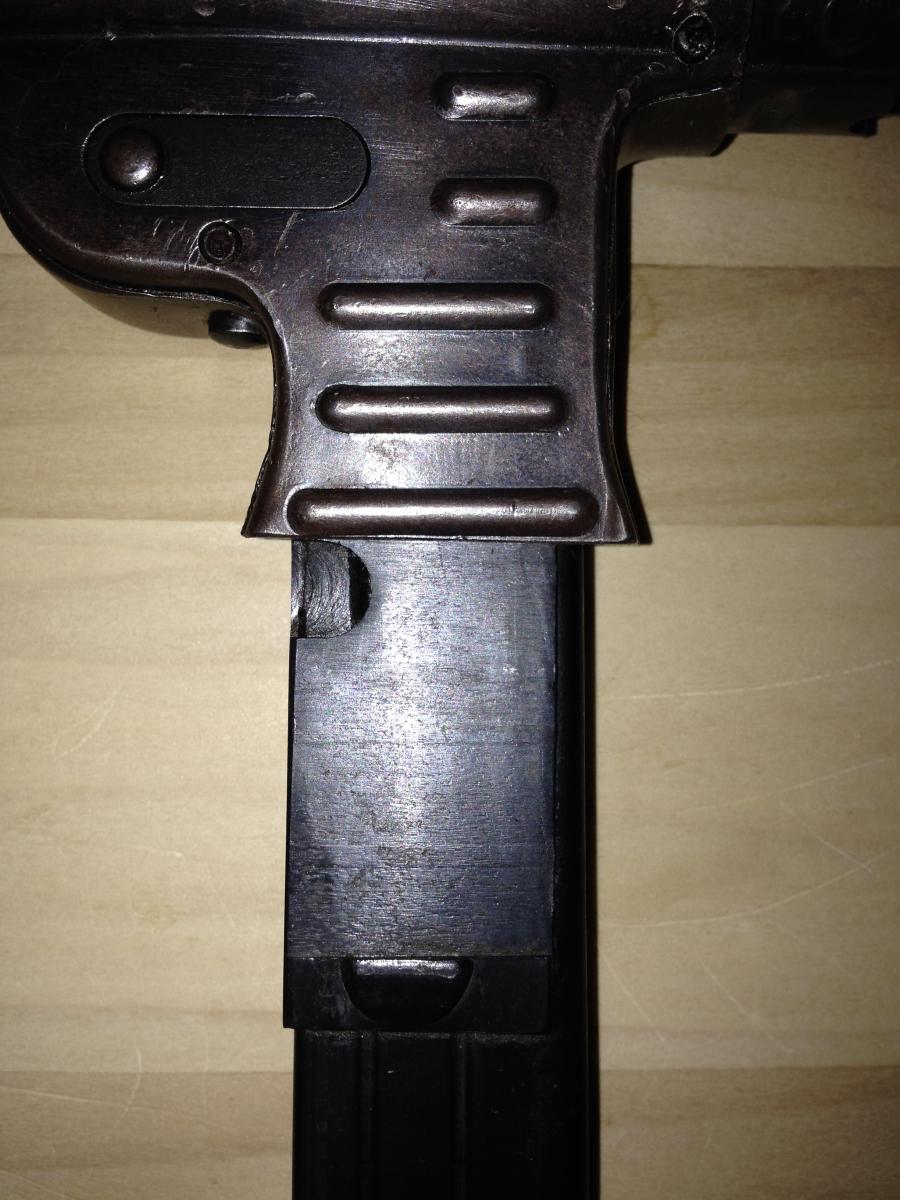 Oversize MP40 mag - The MP38-40 - 43/44 Message Board ...