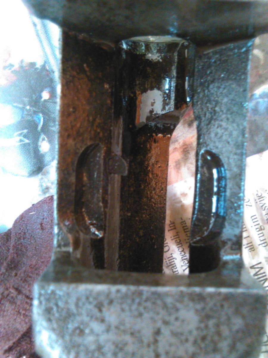 Rusted Thompson M1A1 Restoration - Thompson Submachine Gun Message ...