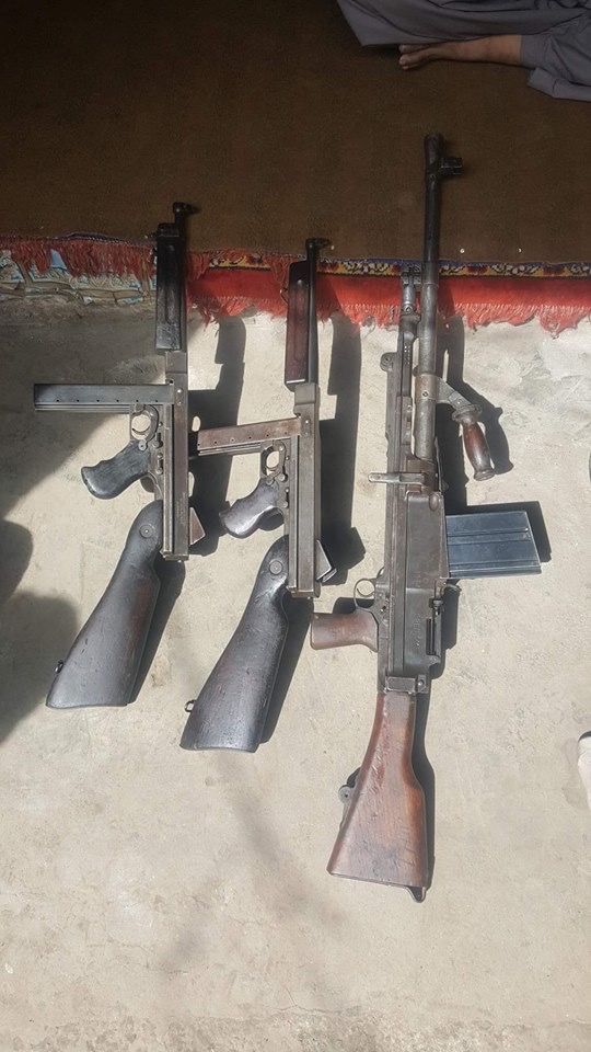 Outdoor Market photo from Peshawar, Pakistan - Thompson Submachine Gun ...