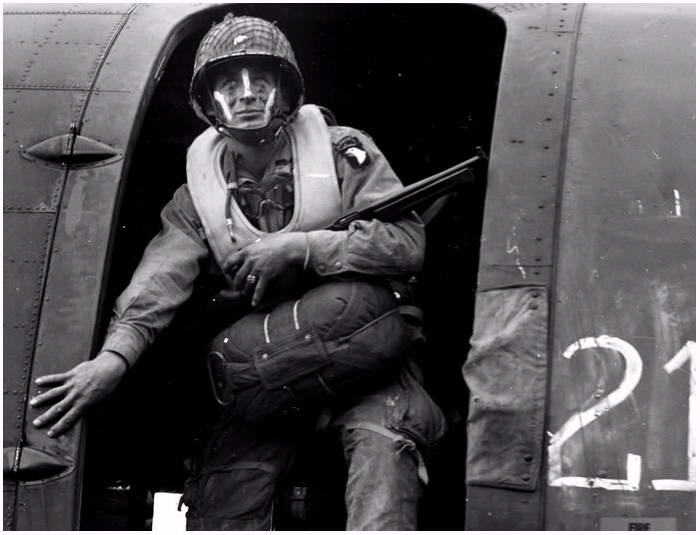 D-Day M1A1 Mohawk - Thompson Submachine Gun Message Board ...