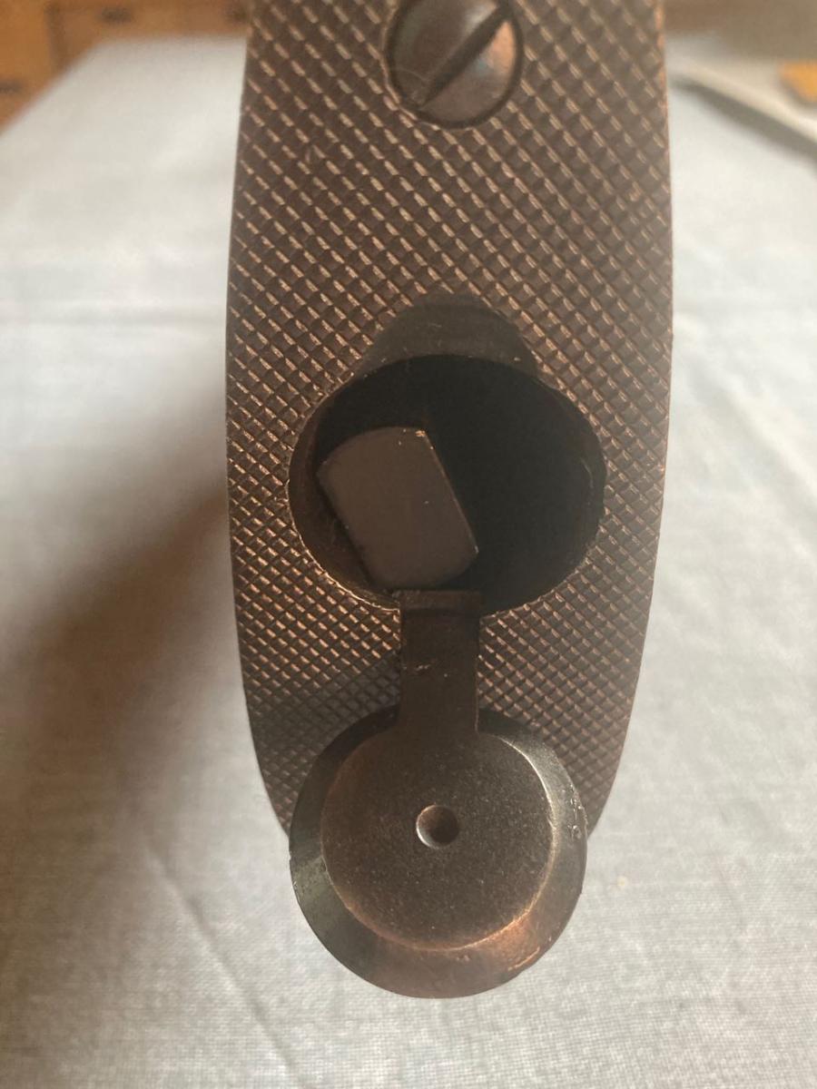 UD42 oiler bottle - The United Defense Model 42 (UD-M42) Submachine Gun ...