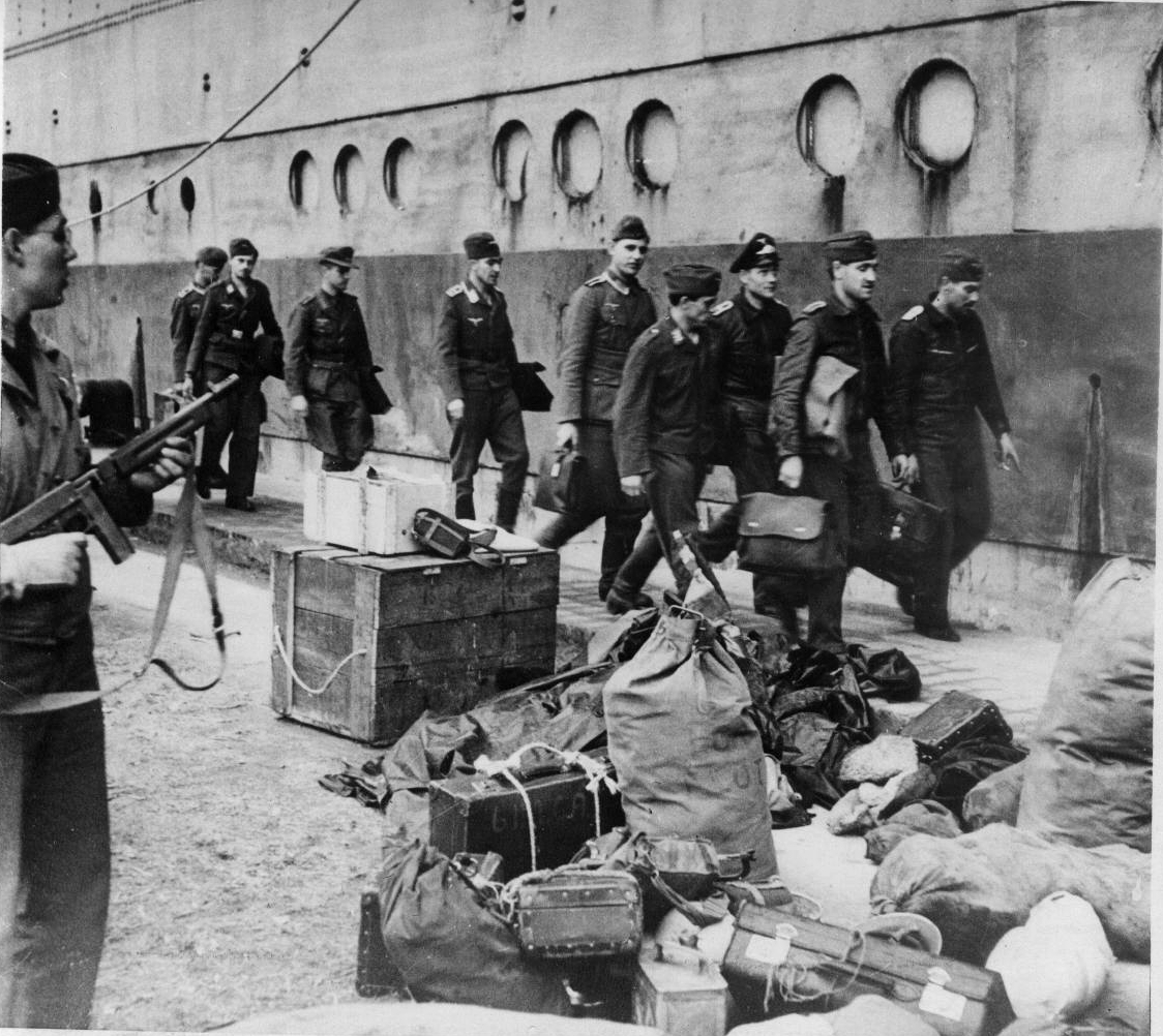 WWII Photographs of German POWs Guarded With Thompson Submachine Guns ...