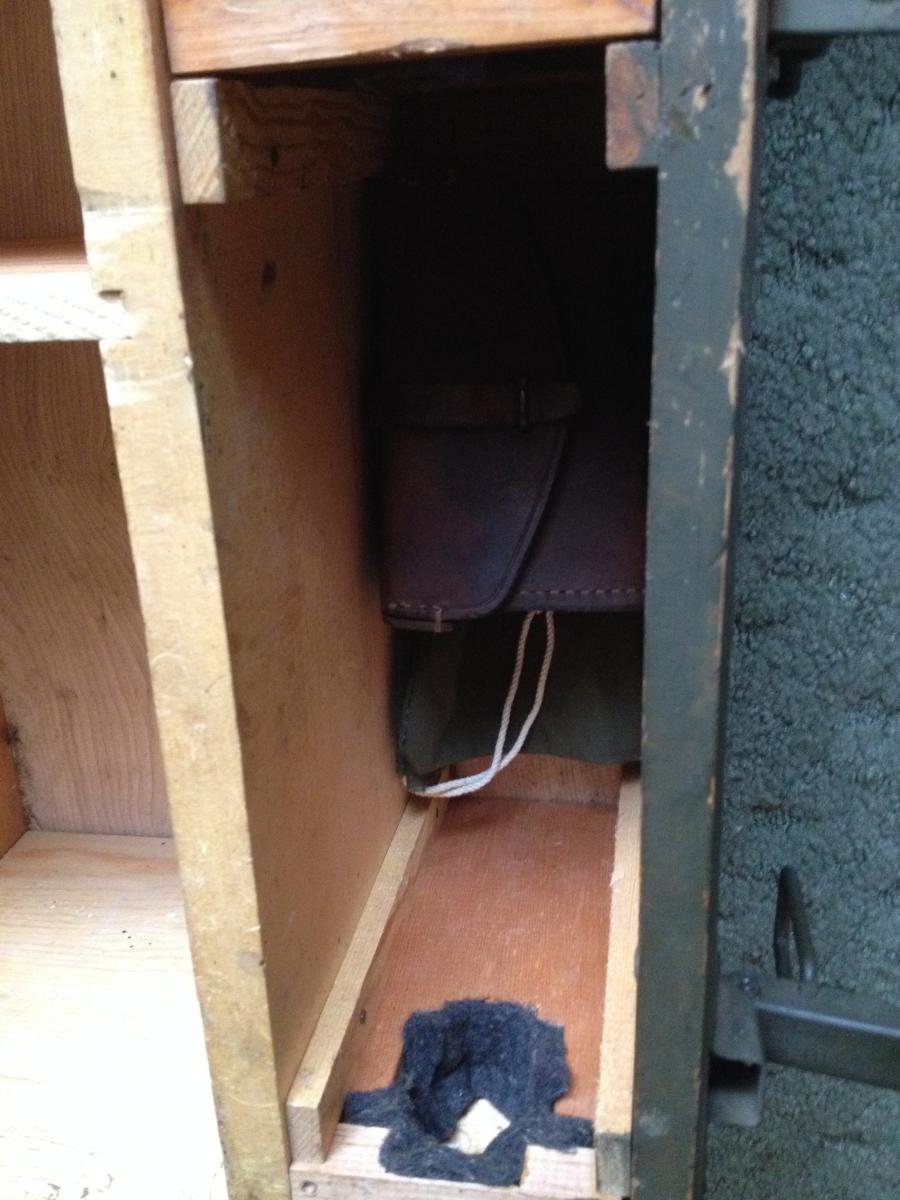 USMC transit chest with contents pics - Thompson Submachine Gun Message ...