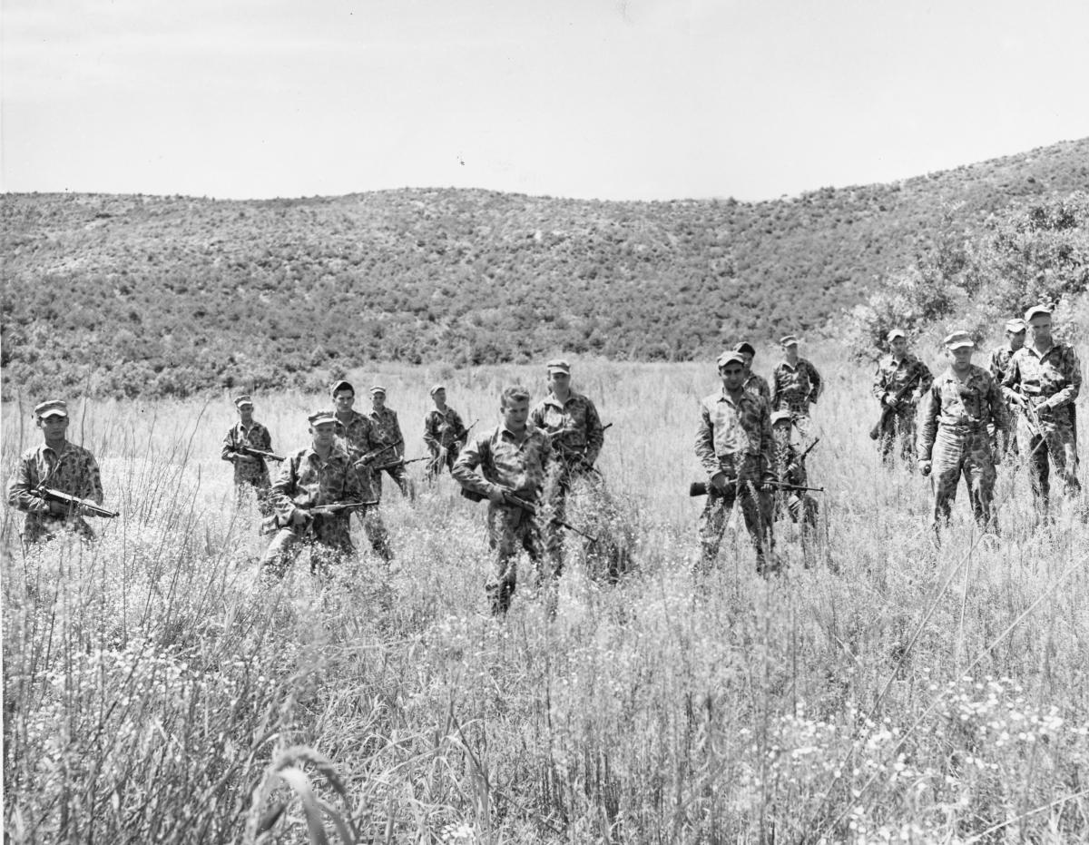 1st Marine Divison Recon Co. Marines In Korea Photographs - Thompson ...