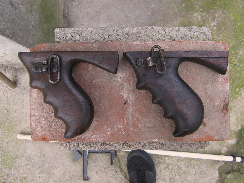 Thompson Vertical Foregrip Identification Needed - Thompson Submachine ...