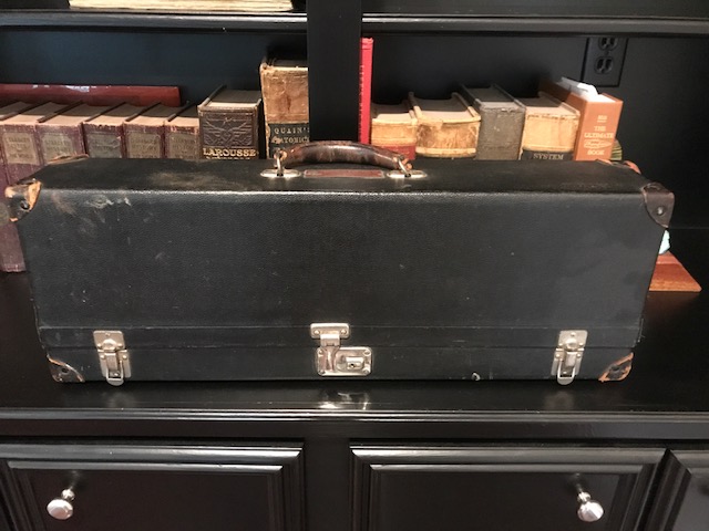 Books Trunk Co. FBI Case - Thompson Submachine Gun Message Board ...