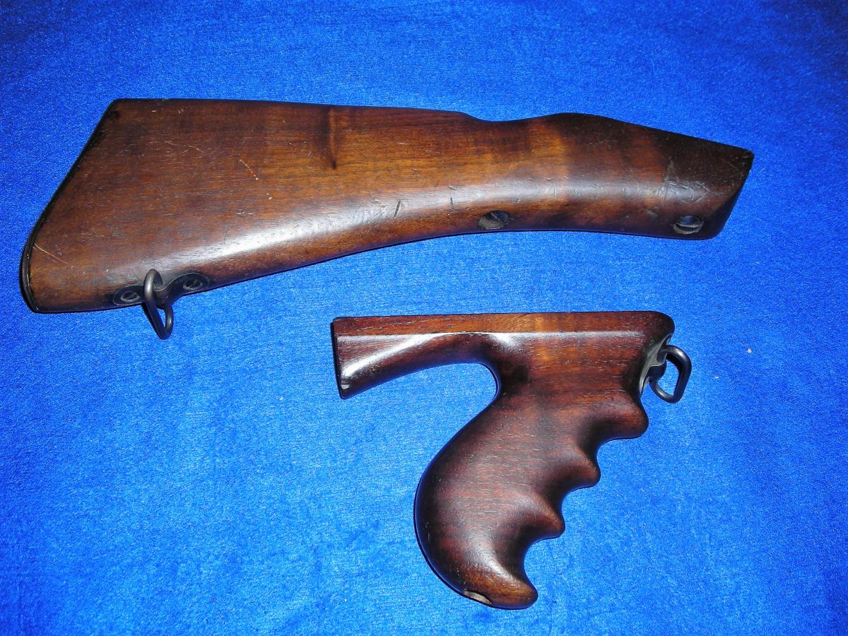 Need Expert Advice On This Thompson Wood - Thompson Submachine Gun ...