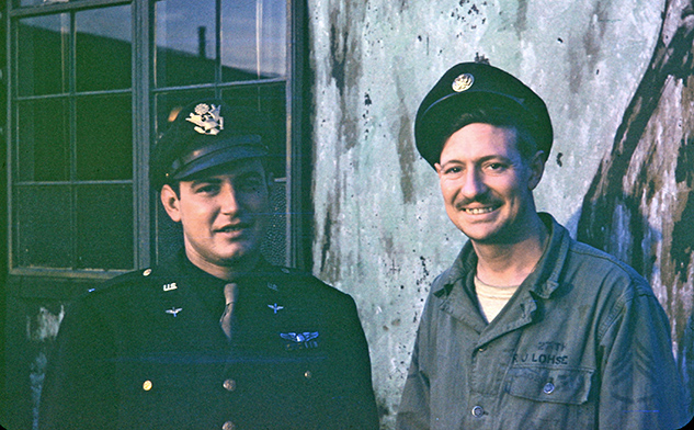 WW-2 Sergeant Armed with a Thompson - Thompson Submachine Gun Message ...