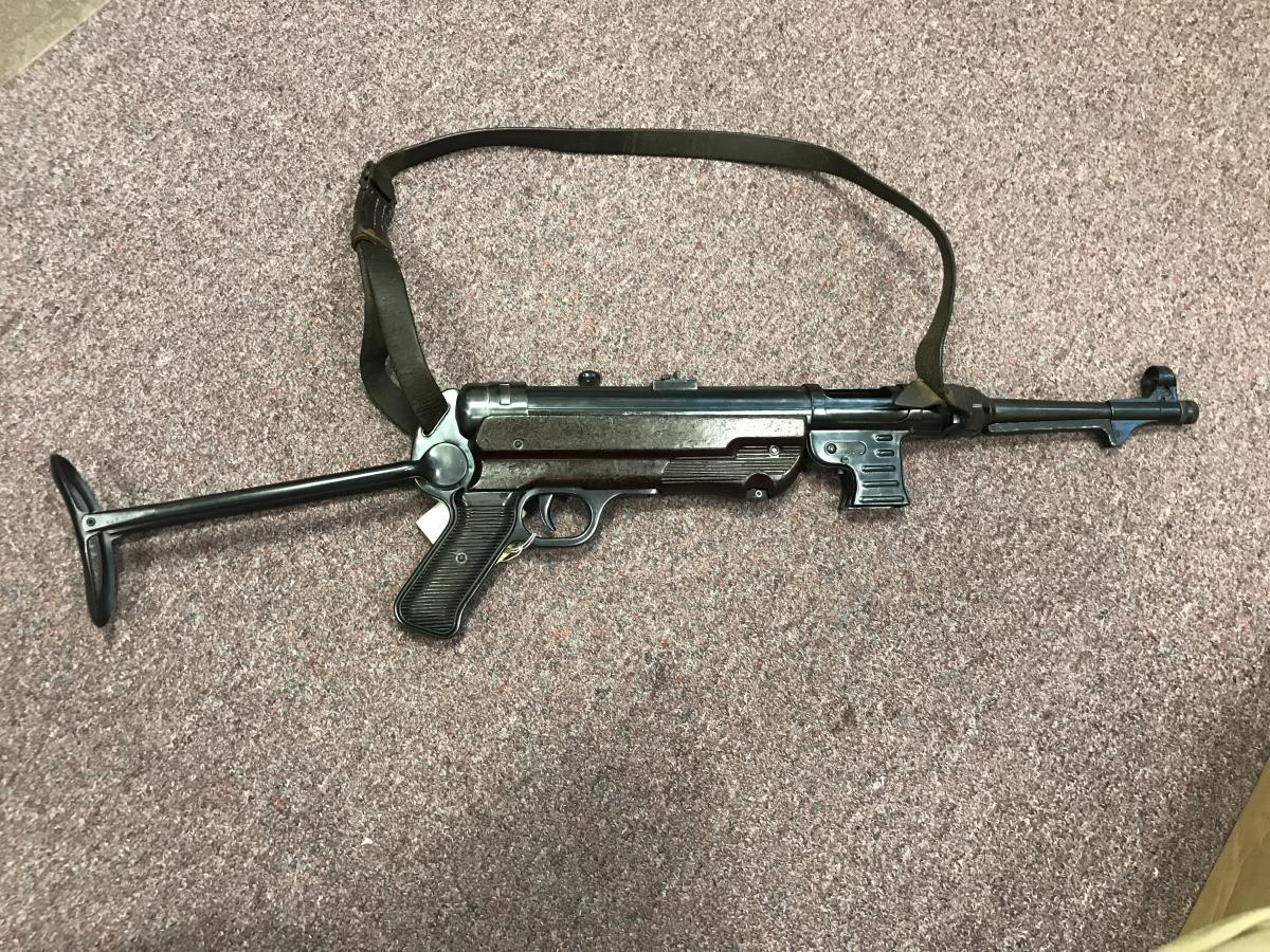 MP40 grips - The MP38-40 - 43/44 Message Board - MachineGunBoards.com ...