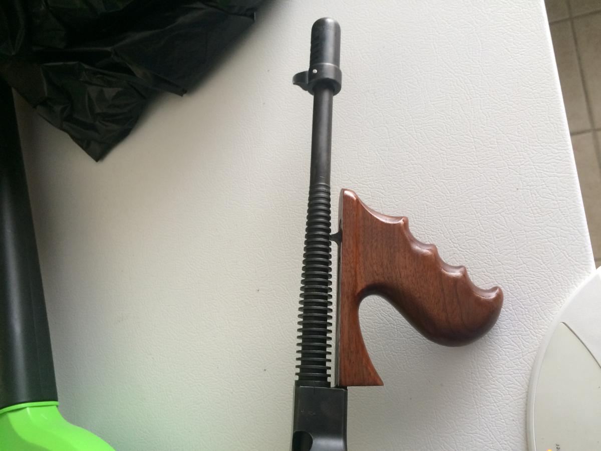 1928 Thompson with British Markings - Thompson Submachine Gun Message ...