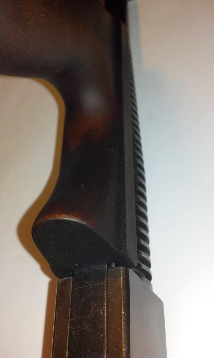 Front vertical grip repros - Thompson Submachine Gun Message Board ...