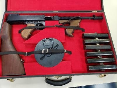Thompson Indiana Hard Case at auction - Thompson Submachine Gun Message ...