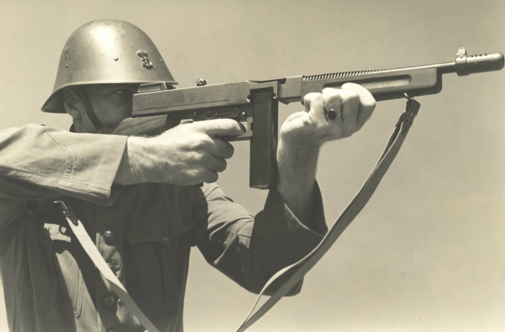 Dutch Model of 1928's - Thompson Submachine Gun Message Board ...