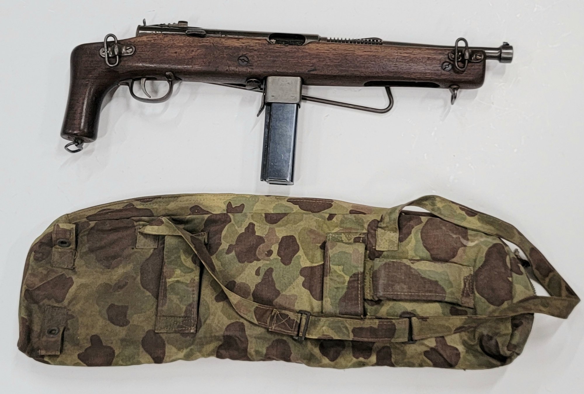 WWII USMC Paramarine M55 Reising Submachinegun - Reising Message Board ...