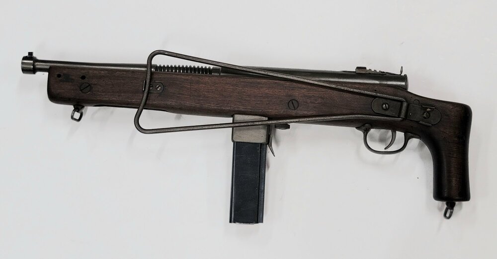 WWII USMC Paramarine M55 Reising Submachinegun - Reising Message Board ...