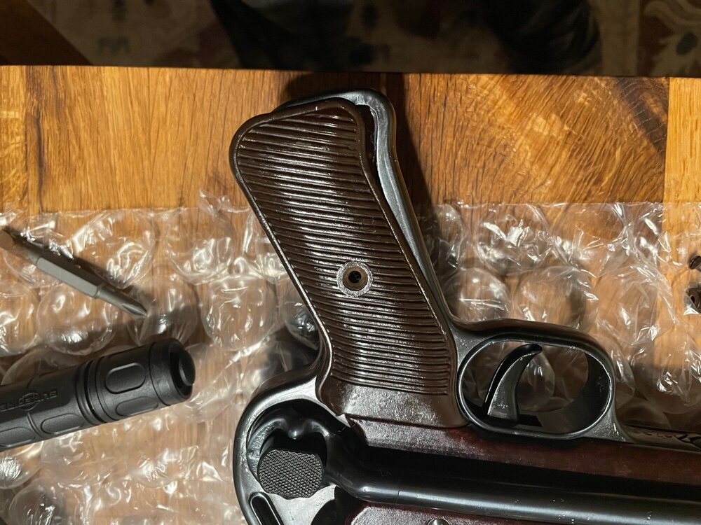 MP40 Grips Not Fitting - The MP38-40 - 43/44 Message Board ...
