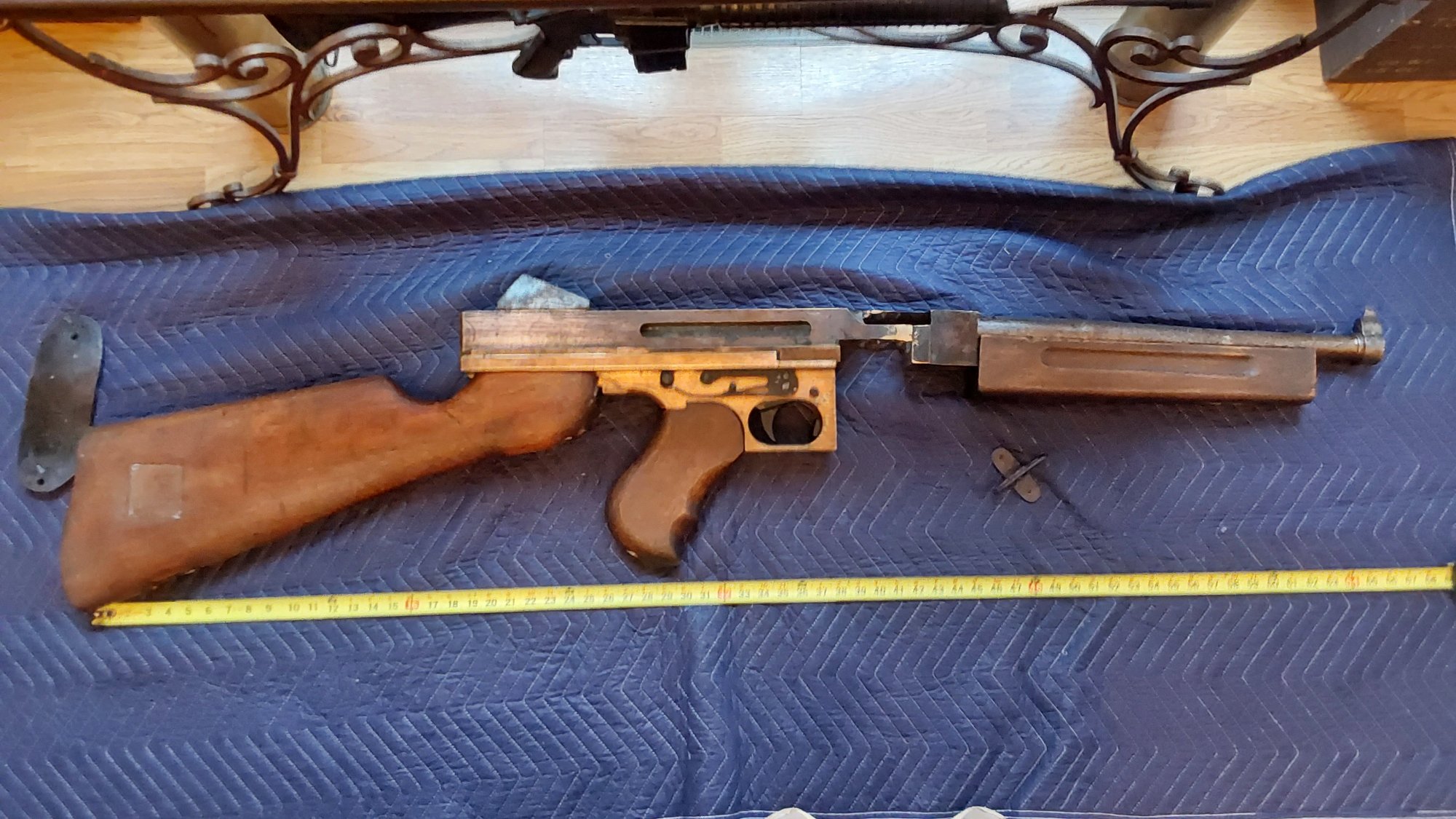 Oversized Thompson Display with Brass receiver - Thompson Submachine ...