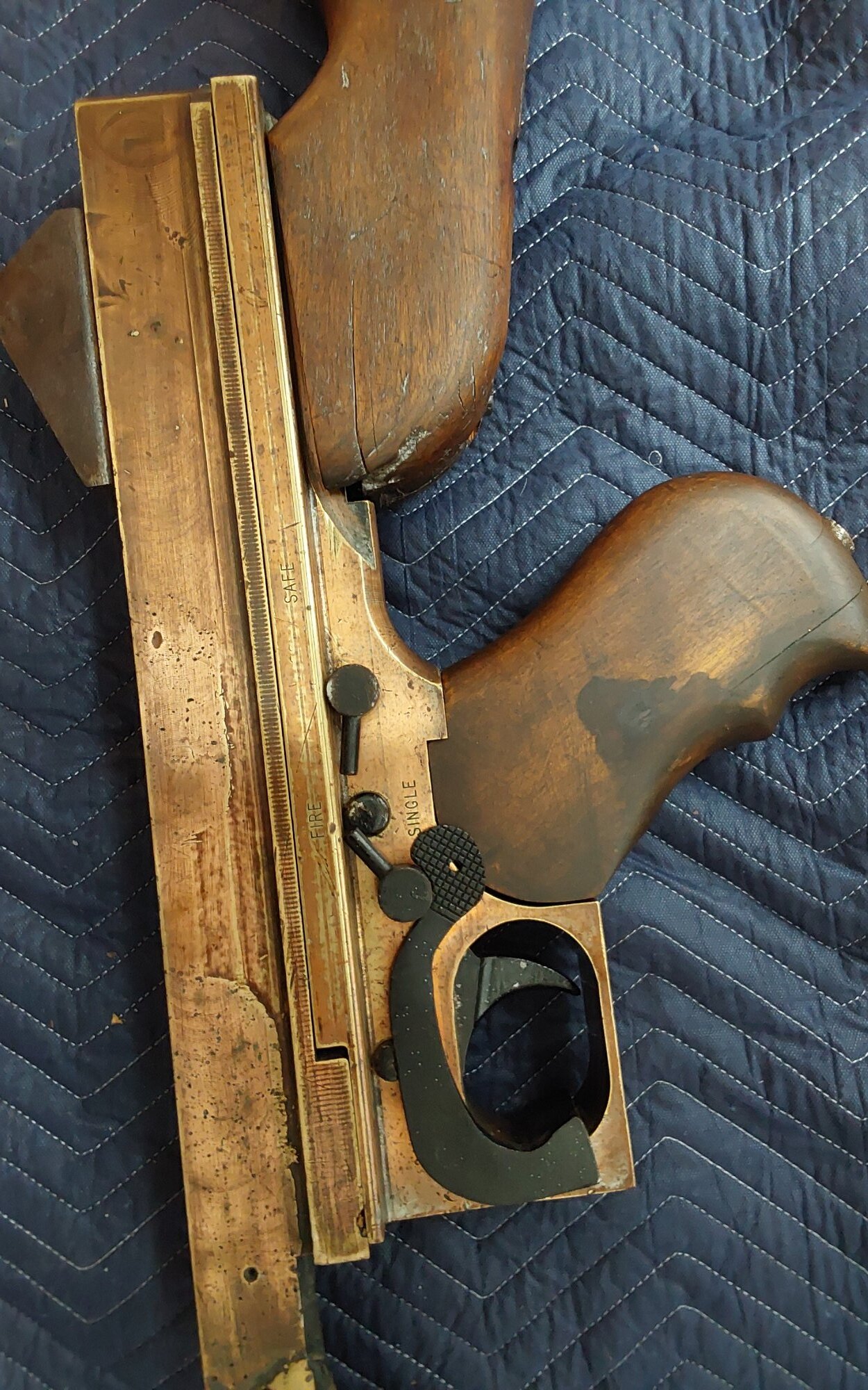 Oversized Thompson Display with Brass receiver - Thompson Submachine ...